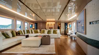 Numarine 32XP explorer yacht 7 Diamonds delivered